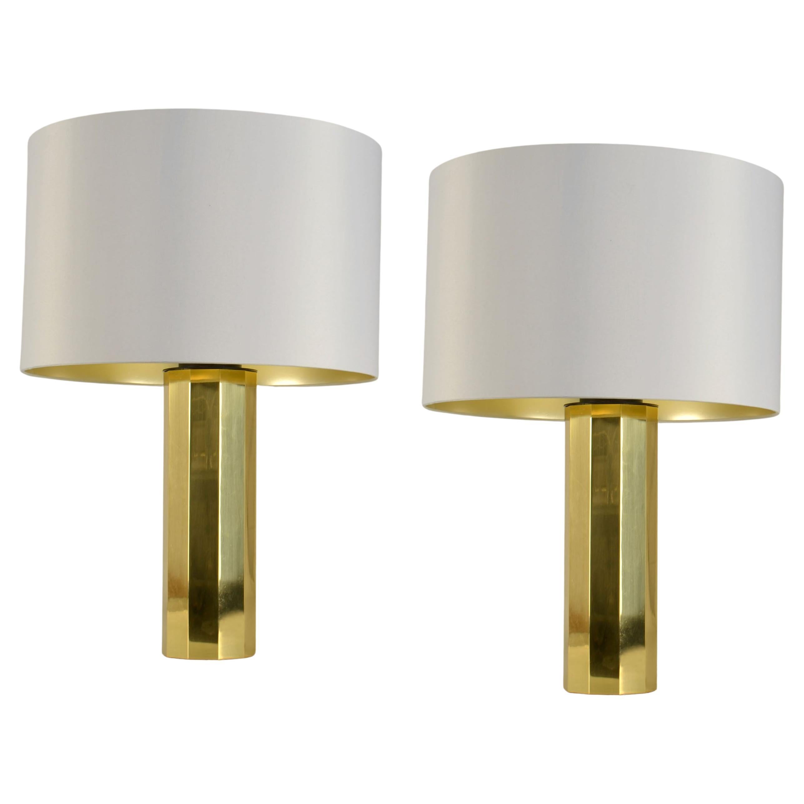 Pair of Tall Minimalist Octagonal Brass Table Lamps For Sale at 1stDibs