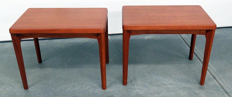 Pair of Teak Mid-Century Modern End Tables at 1stDibs
