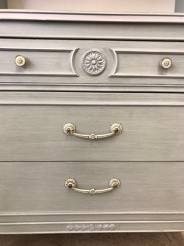 Thomasville 2-Piece Powder Blue Tall Bookcases Shelves Cabinets ...