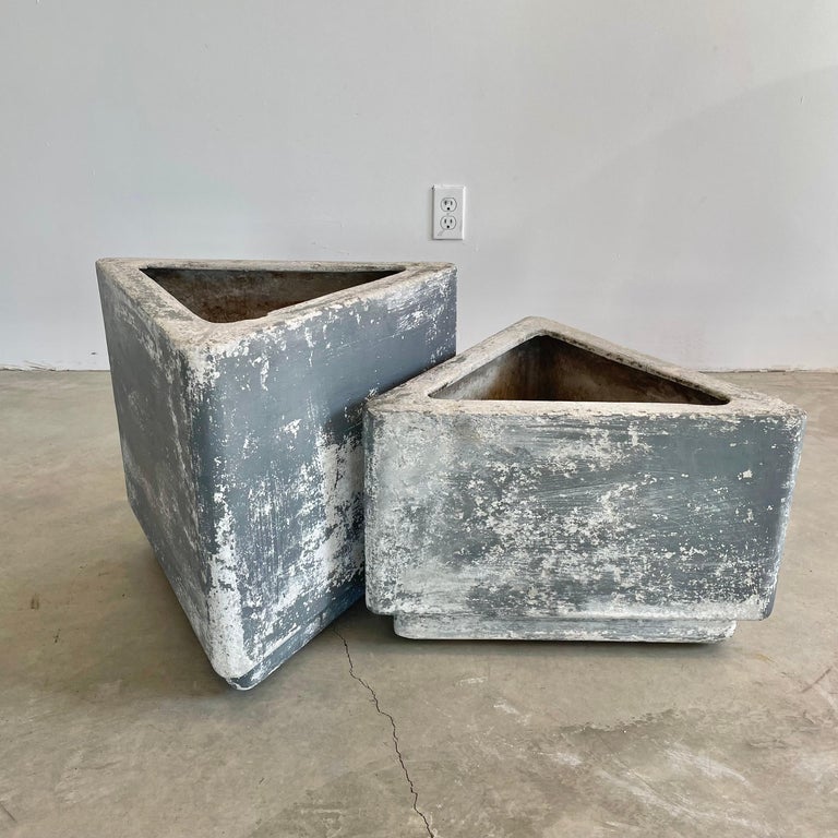 Pair of Triangular Planters by Willy Guhl, 1960s, Switzerland For Sale ...