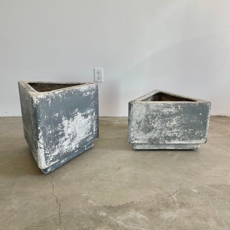Pair of Triangular Planters by Willy Guhl, 1960s, Switzerland For Sale ...