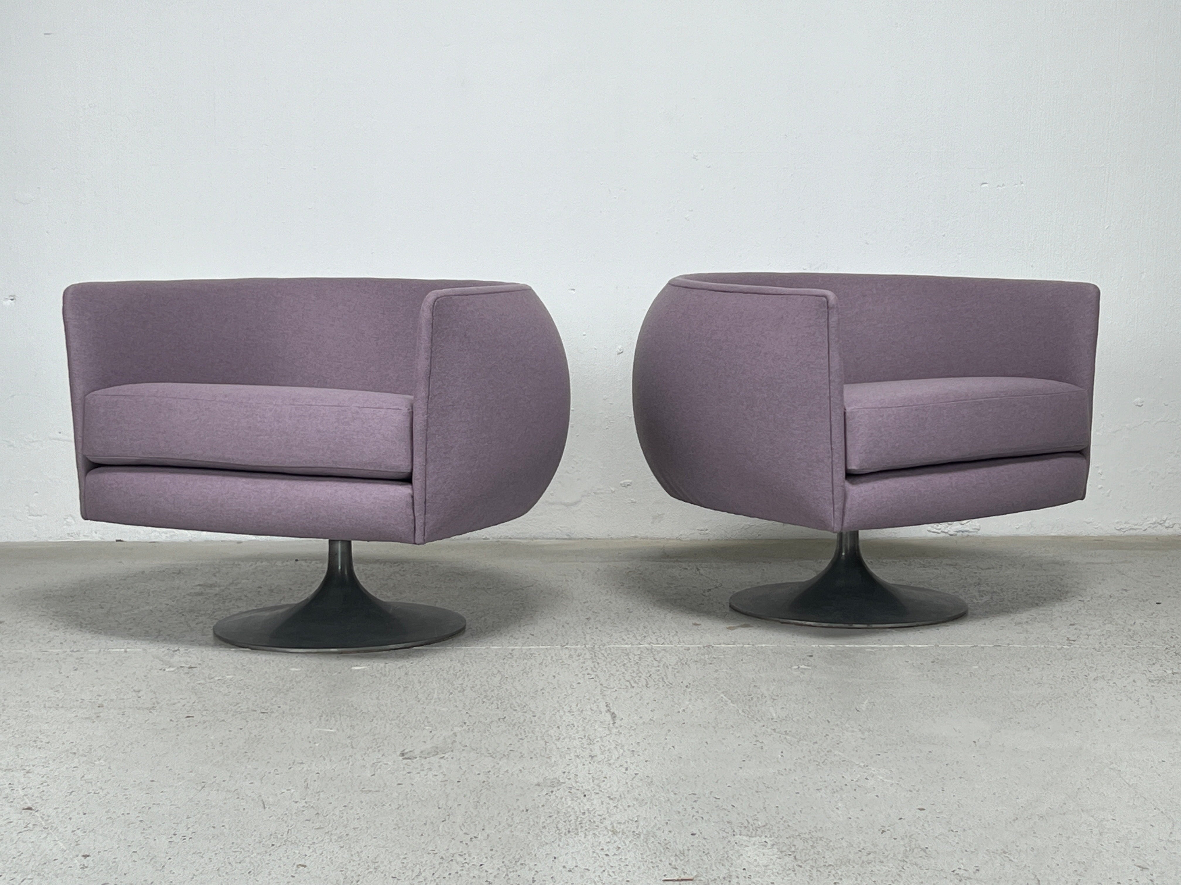 Pair of Tulip Swivel Chairs by Adrian Pearsall For Sale at 1stDibs