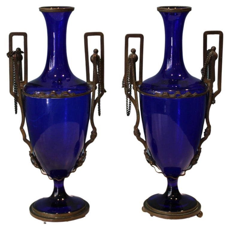 Pair of Vases, 19th Century For Sale at 1stDibs