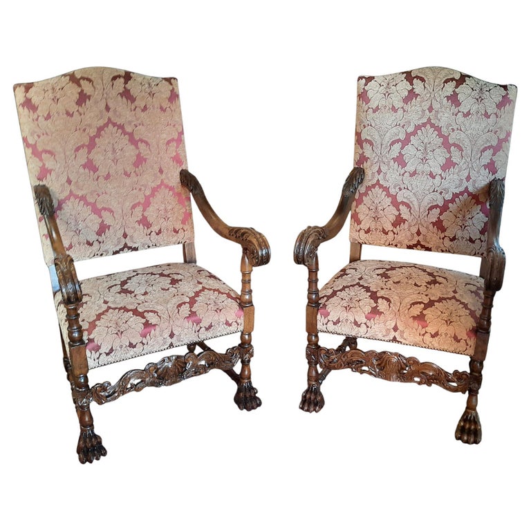 Pair of Victorian Carved Oak Thrones For Sale at 1stDibs
