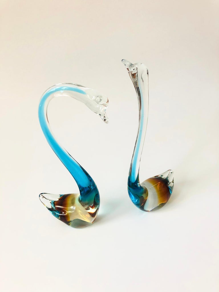 Pair of Vintage Blue Amber Art Glass Swans For Sale at 1stDibs