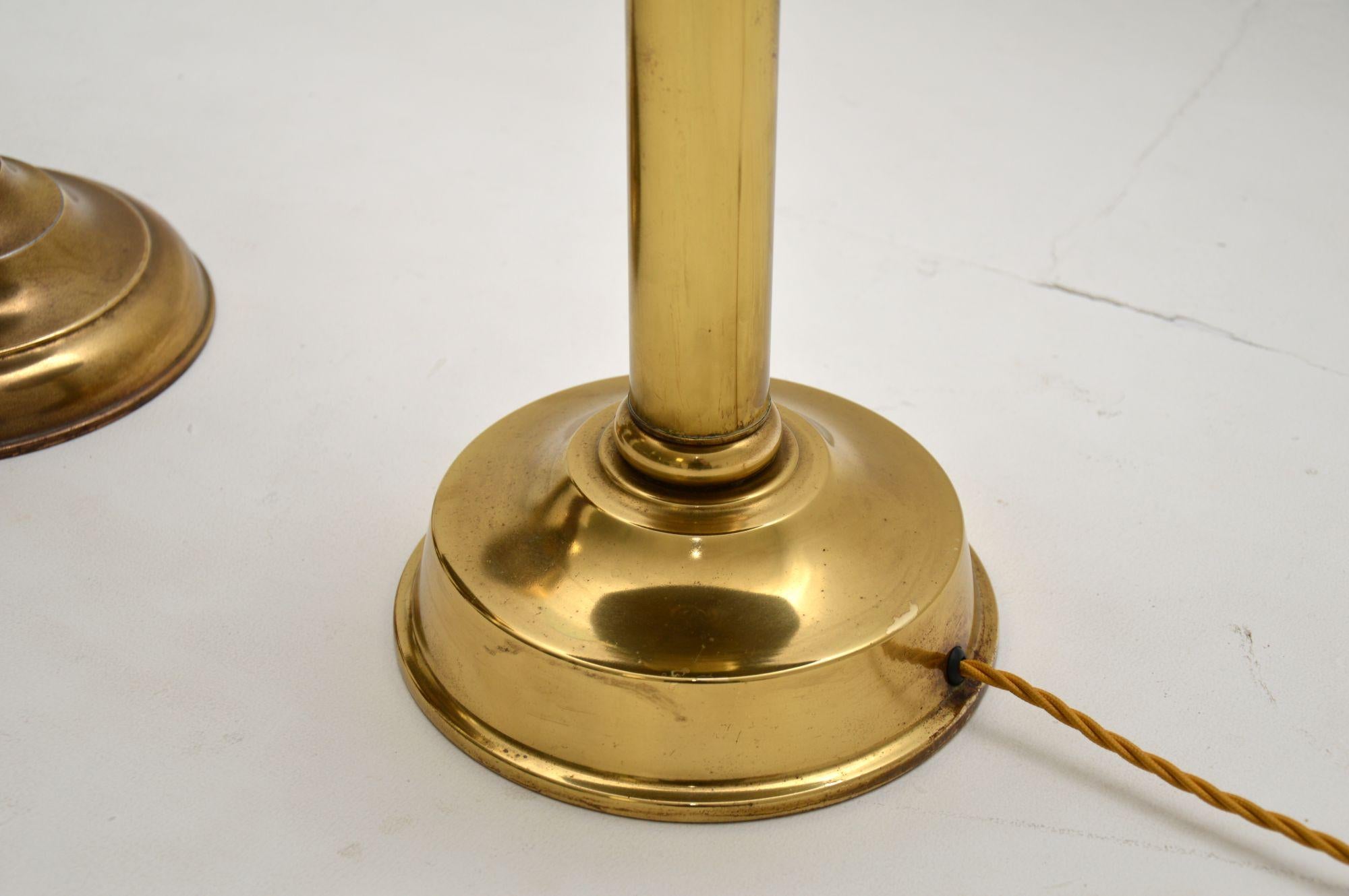 Pair of Vintage Brass Table Lamps at 1stDibs