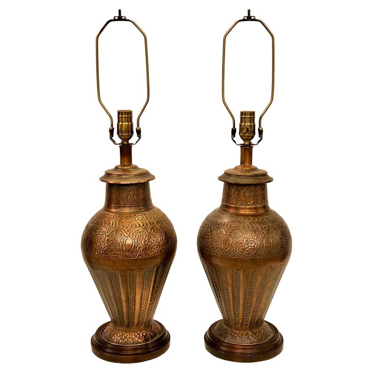 Pair of Vintage Copper Lamps For Sale at 1stDibs