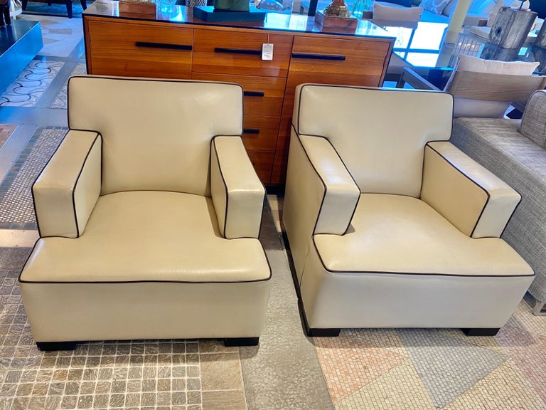 Pair of Vintage Lounge Chairs in Ivory Leather with Brown Piping For ...