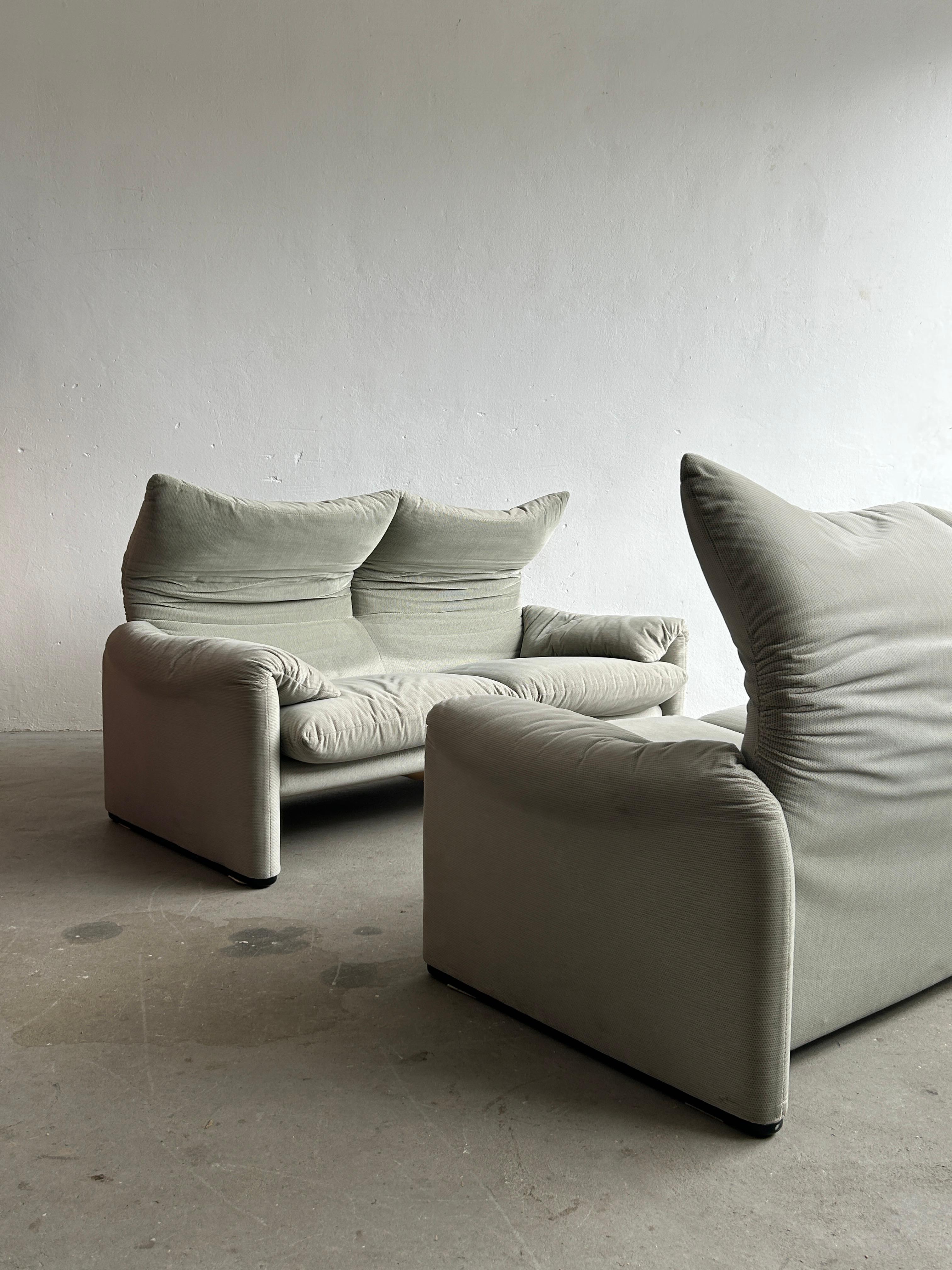 Pair of Vintage 'Maralunga' Two-Seater Sofas, Vico Magistretti for ...