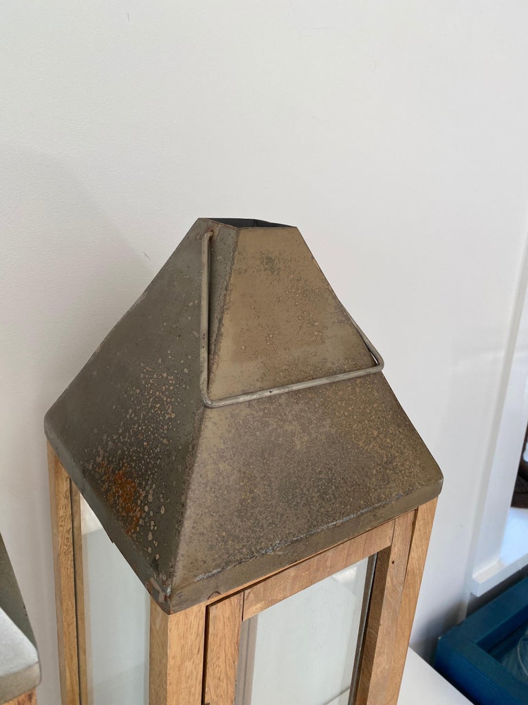 Pair of Vintage Oak Lanterns For Sale at 1stDibs