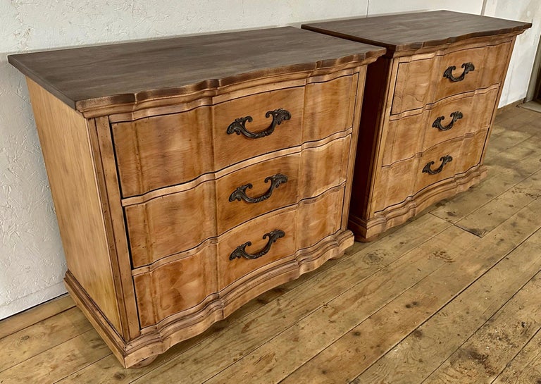 Pair of Vintage Provincial Serpentine Commodes For Sale at 1stDibs