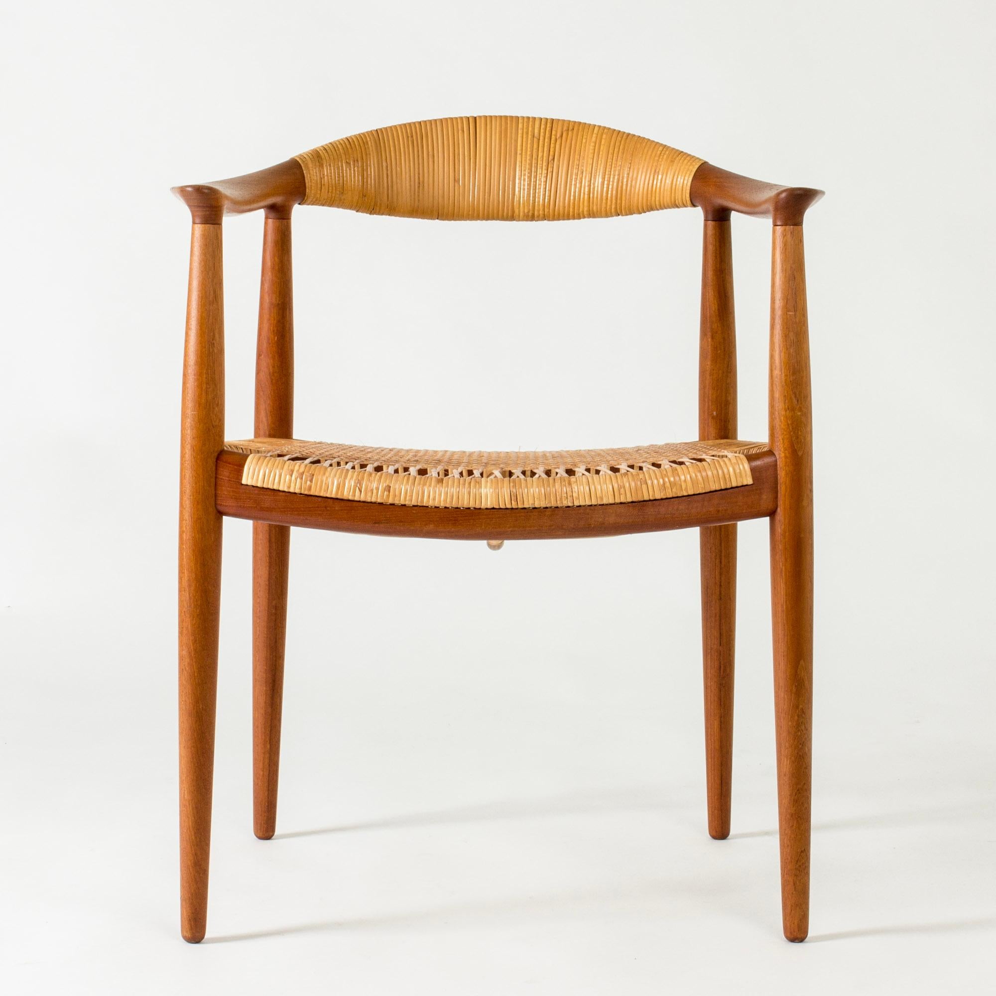 Pair of Vintage "the Chair" Armchairs by Hans J. Wegner, Denmark, 1950s For Sale at 1stDibs