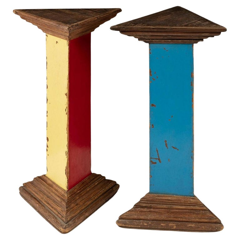 Pair of Vintage Triangular Pedestals For Sale at 1stDibs