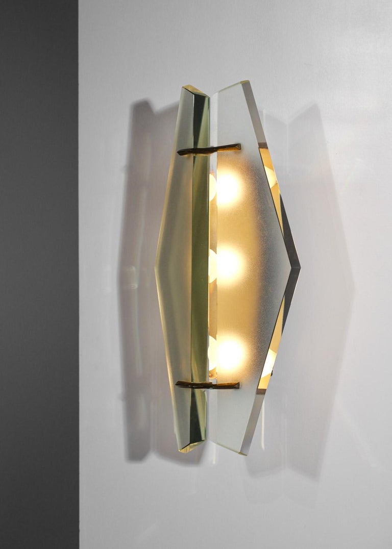 pair of wall lamps "1937" by Max Ingrand for Fontana Arte glass brass bronze For Sale at 1stDibs