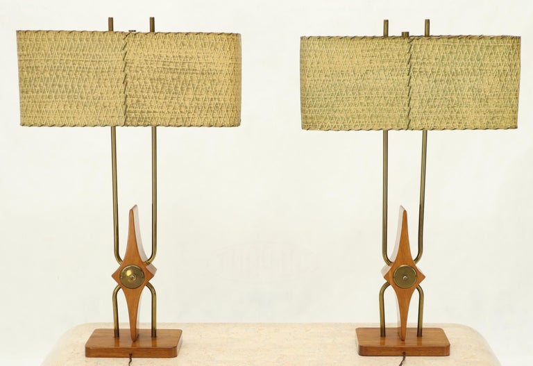 Pair of Walnut and Brass Diamond Pattern Table Lamps For Sale at 1stdibs