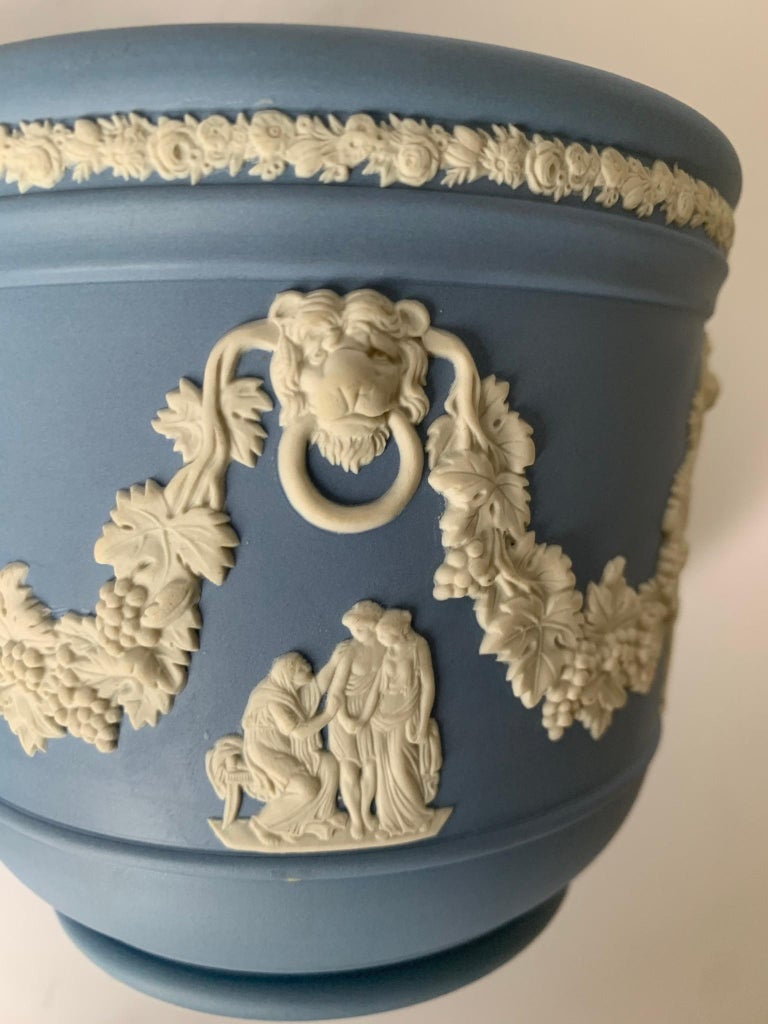 Pair of Wedgwood Light Blue Small Cachepot / Flower Pot For Sale at 1stDibs