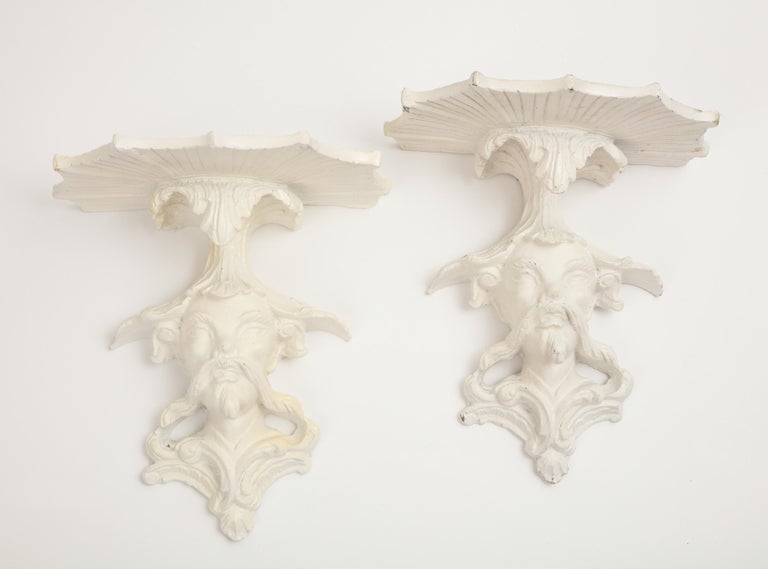 Pair of White Gessoed Chinoiserie Wall Brackets For Sale at 1stDibs