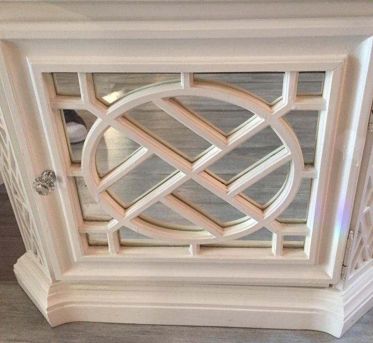 Pair of White Painted and Mirrored Glamorous Hollywood Regency ...