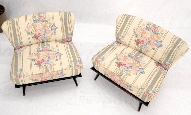 Pair of Wide Fan Back Shape Cone Leg Lounge Chairs For Sale at 1stDibs
