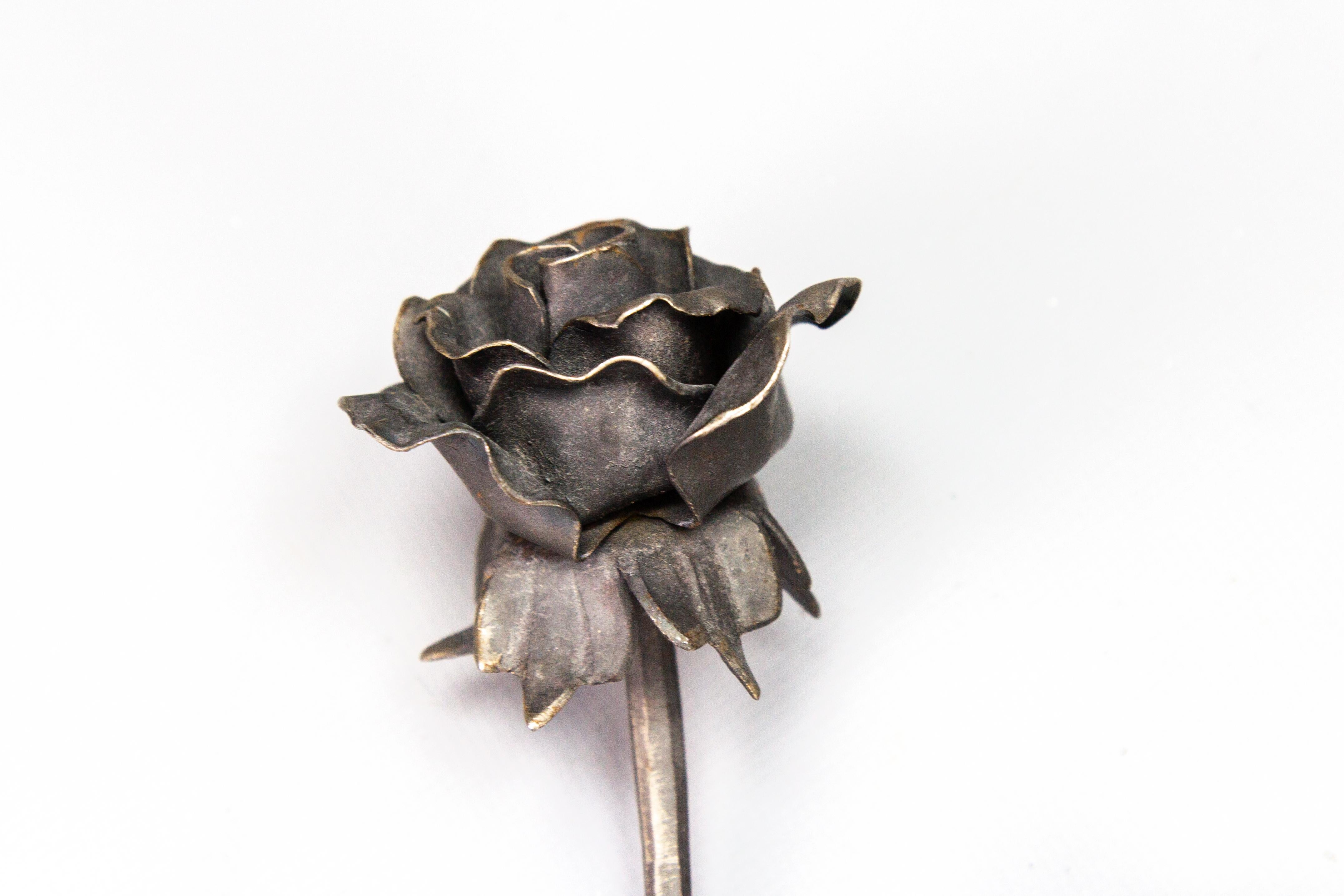 Pair of Wrought Iron Roses Sculptures For Sale at 1stDibs