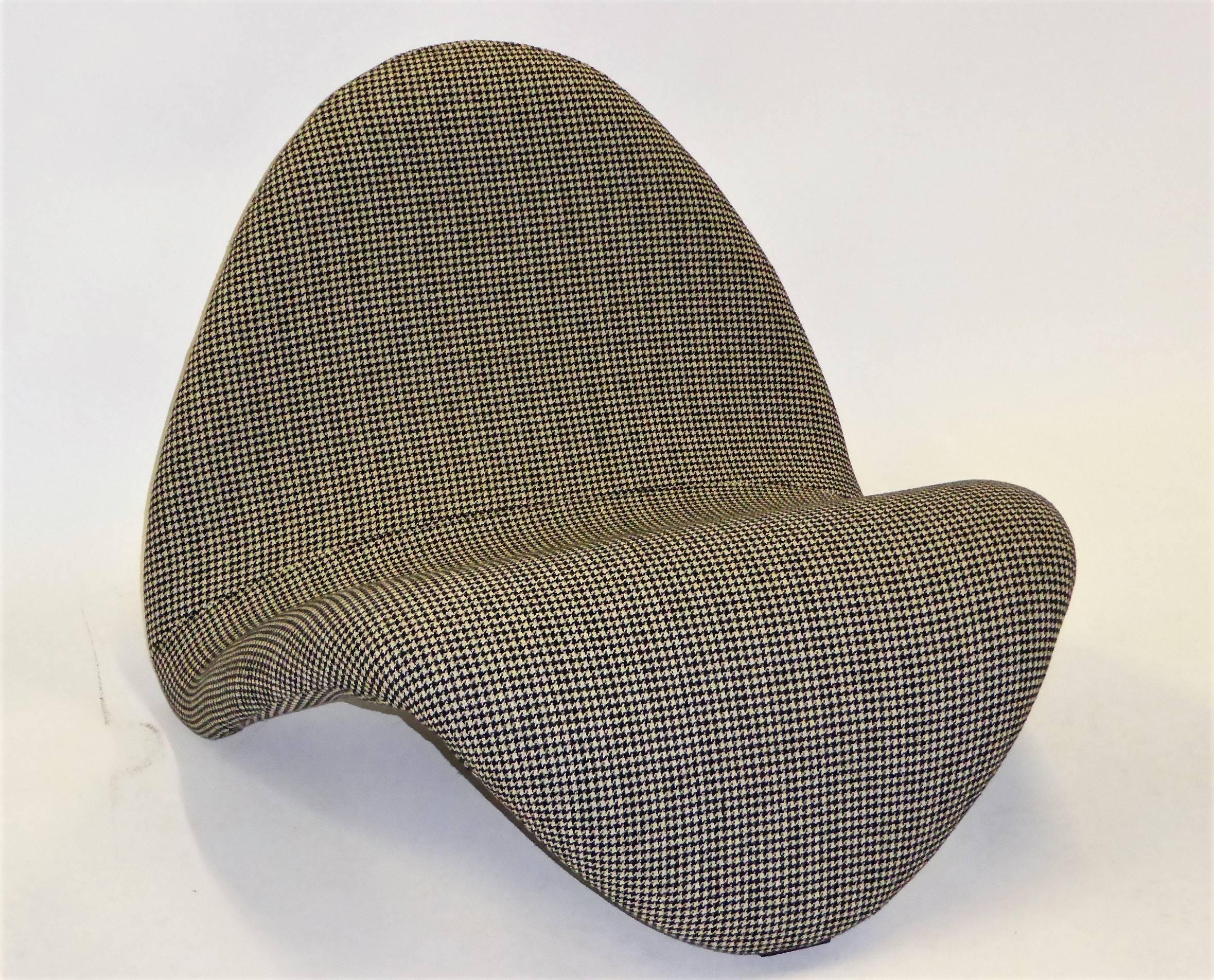 Pair of Pierre Paulin Space Age Tongue Chairs for Artifort 1960s in ...