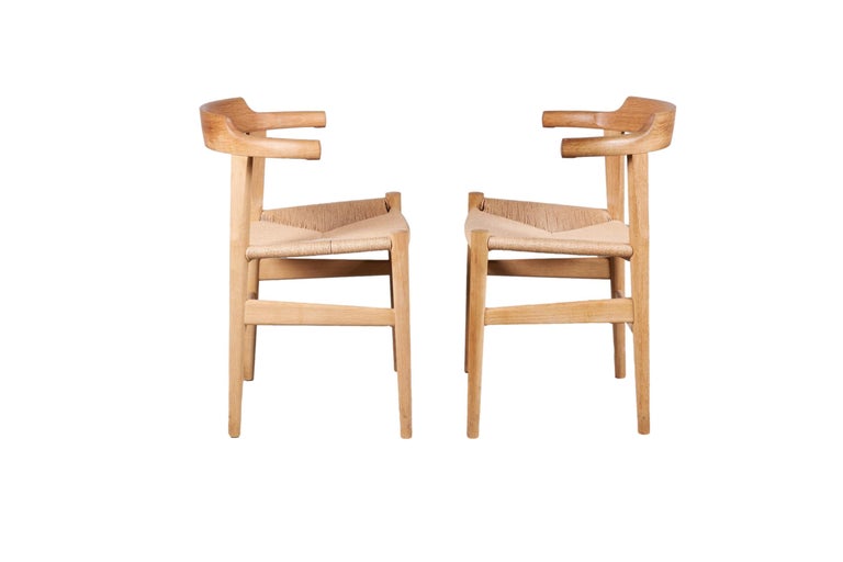 Pair PP Mobler Denmark Hans Wegner PP68 Chairs For Sale at 1stDibs