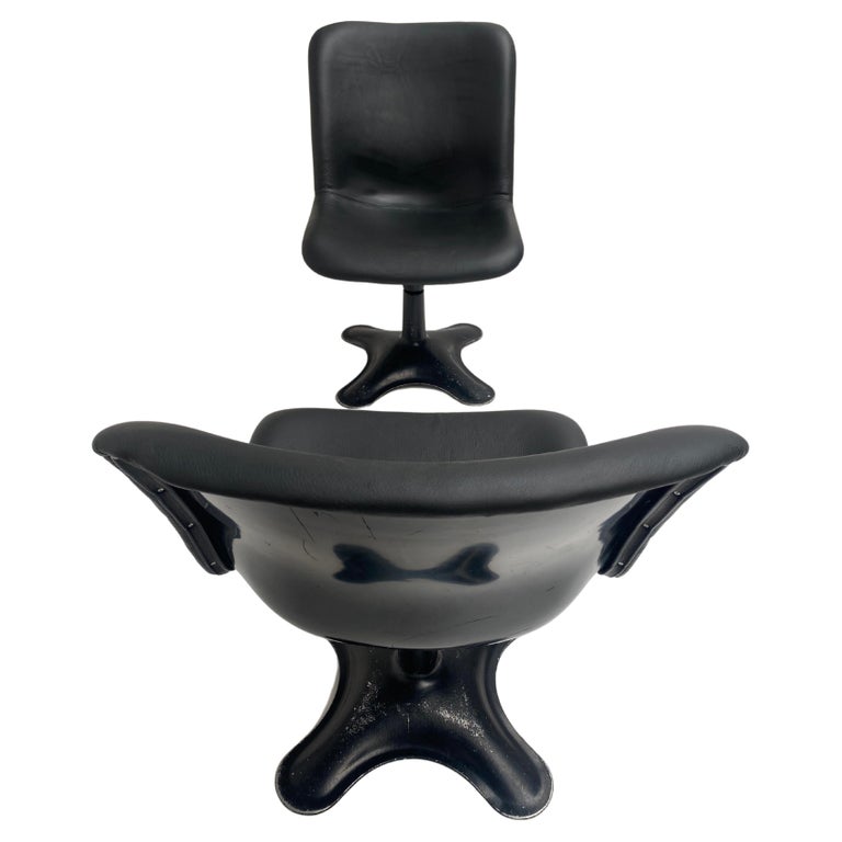 Pair Restored Black Leather Yrjo Kukkapuro Swivelling Chairs for Haimi ...