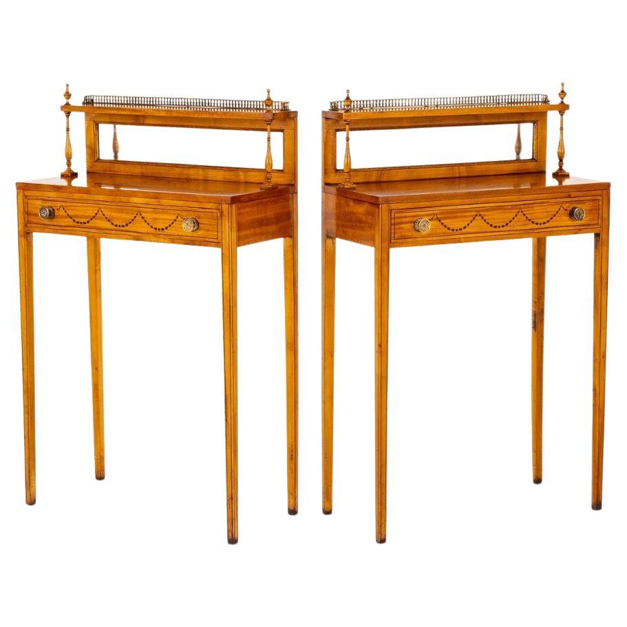 Antique Sheraton Style Inlaid Console Table For Sale at 1stDibs