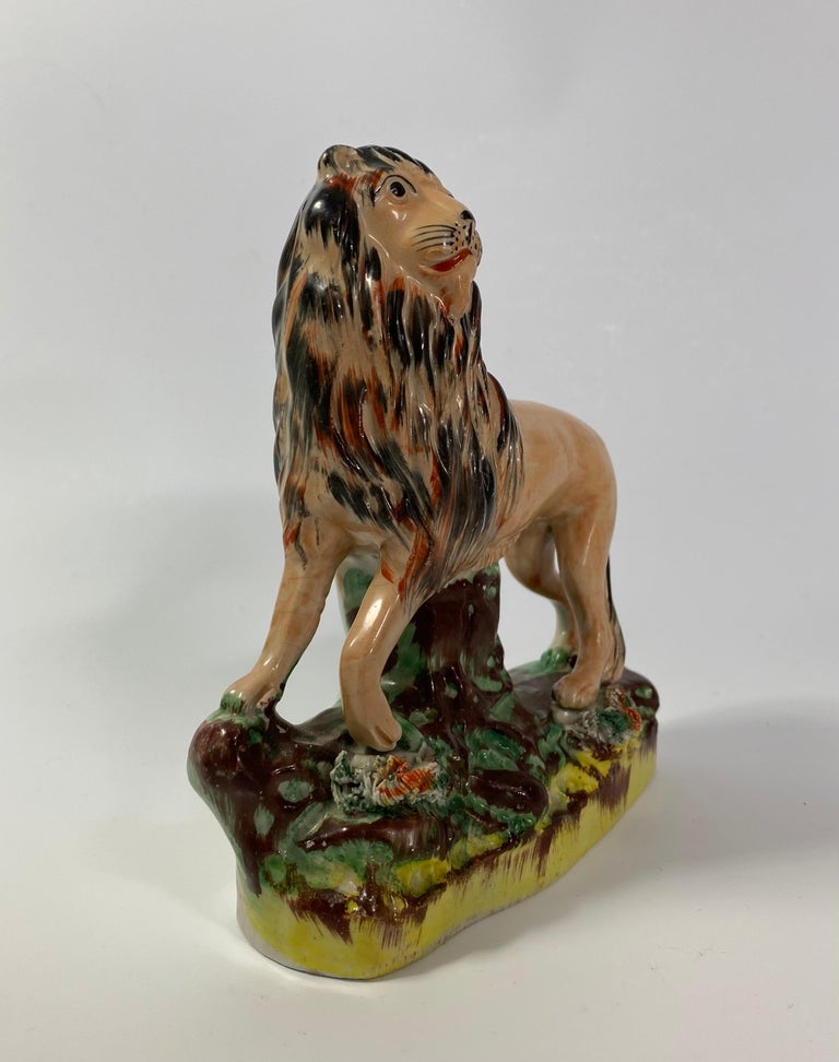 Pair Staffordshire Pottery Lions. Thomas Parr, C. 1860 For Sale at 1stDibs