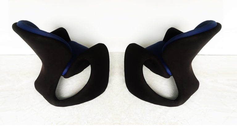 Pair of Two-Tone Modern Cantilever Ribbon Armchairs For Sale at 1stDibs