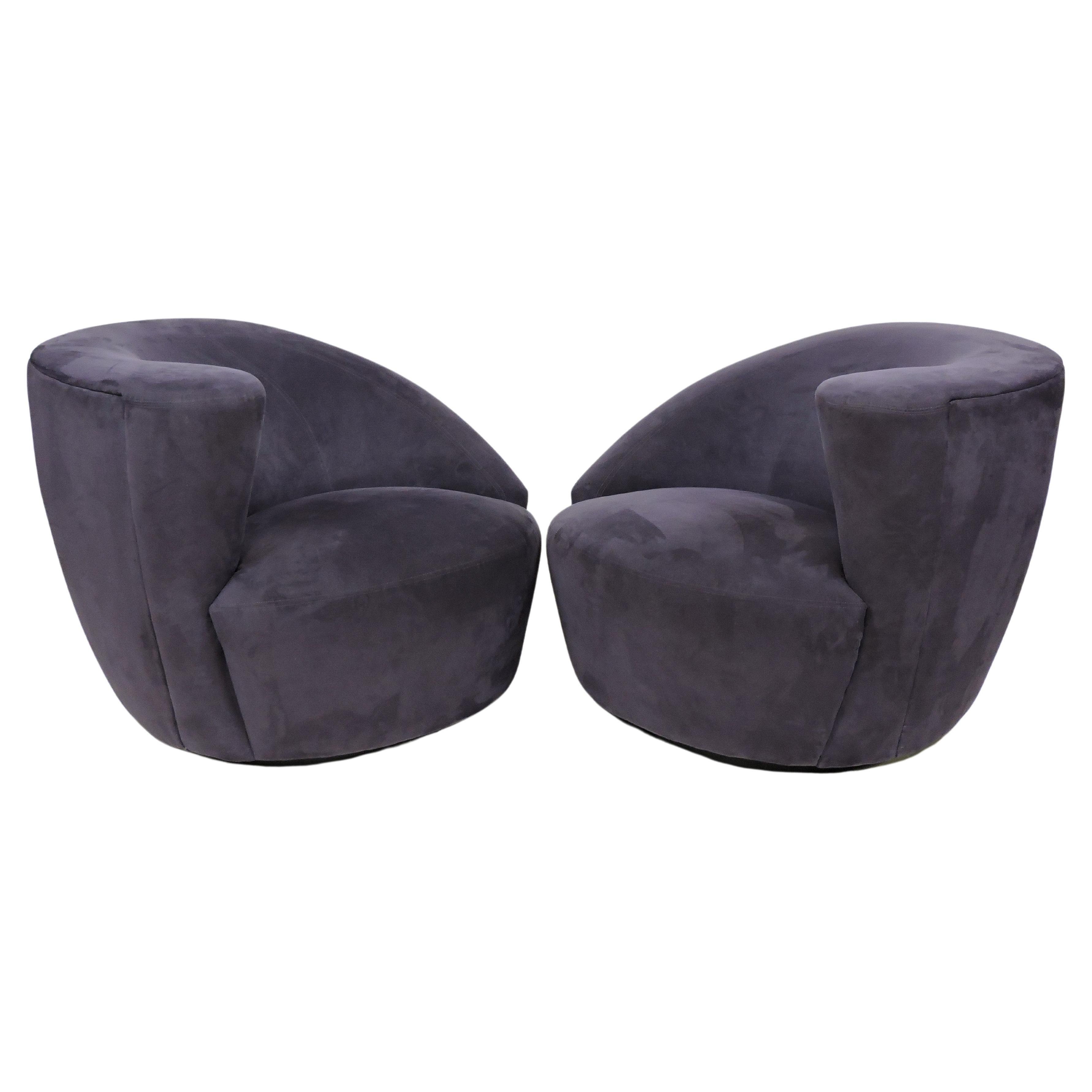 Pair of Vladimir Kagan Nautilus Lounge Chairs at 1stDibs