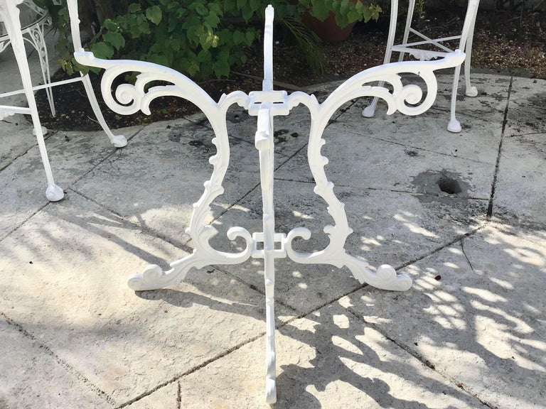 Palm Beach Regency White Lacquered Patio Table Base For Sale at 1stDibs