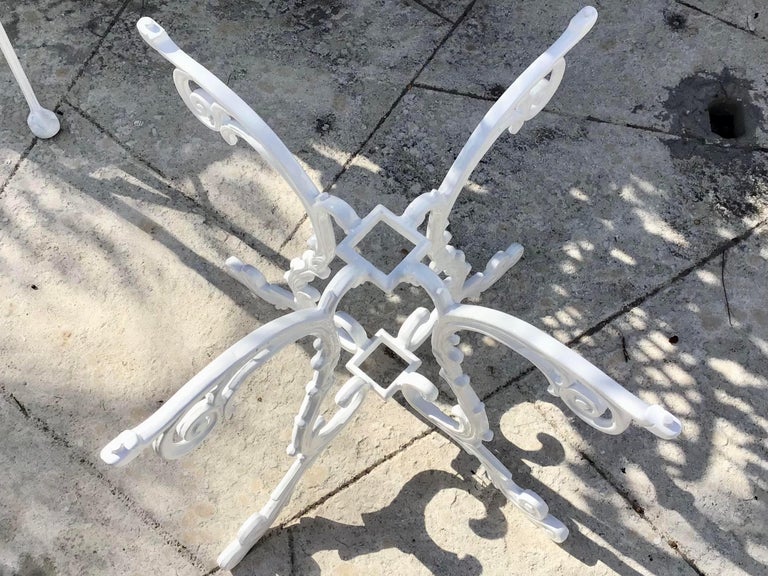 Palm Beach Regency White Lacquered Patio Table Base For Sale at 1stDibs