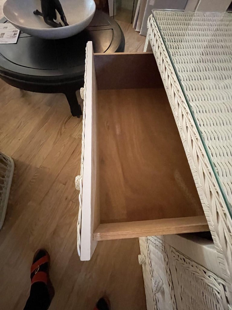 Palm Beach Vintage Wicker Six Drawer Dresser or Chest For Sale at 1stDibs