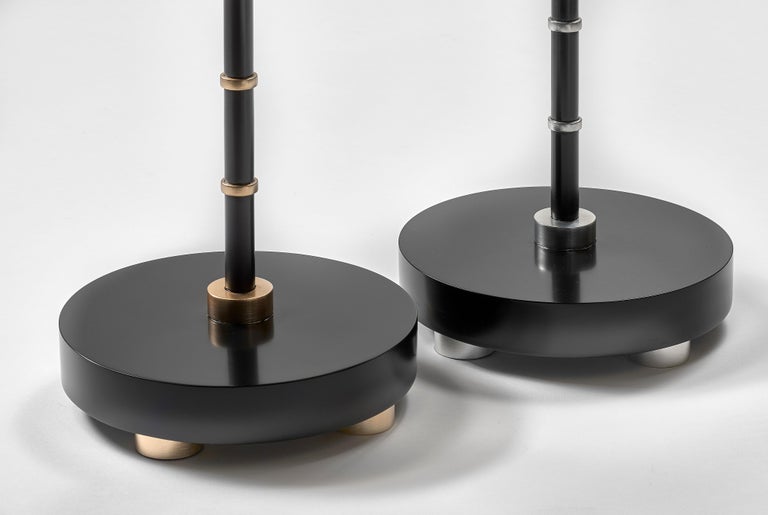 Palmer Plate Round Table with Porcelain Plate in Black Lacquered and ...