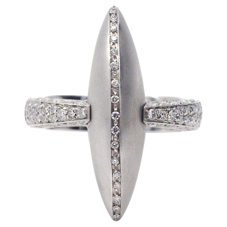 Palmiero Diamond 18-Kt White Gold Ring For Sale at 1stDibs