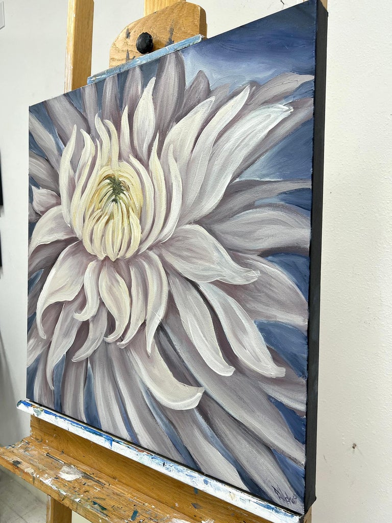 Pamela Hoke - White Chrysanthemum, Oil Painting For Sale at 1stDibs