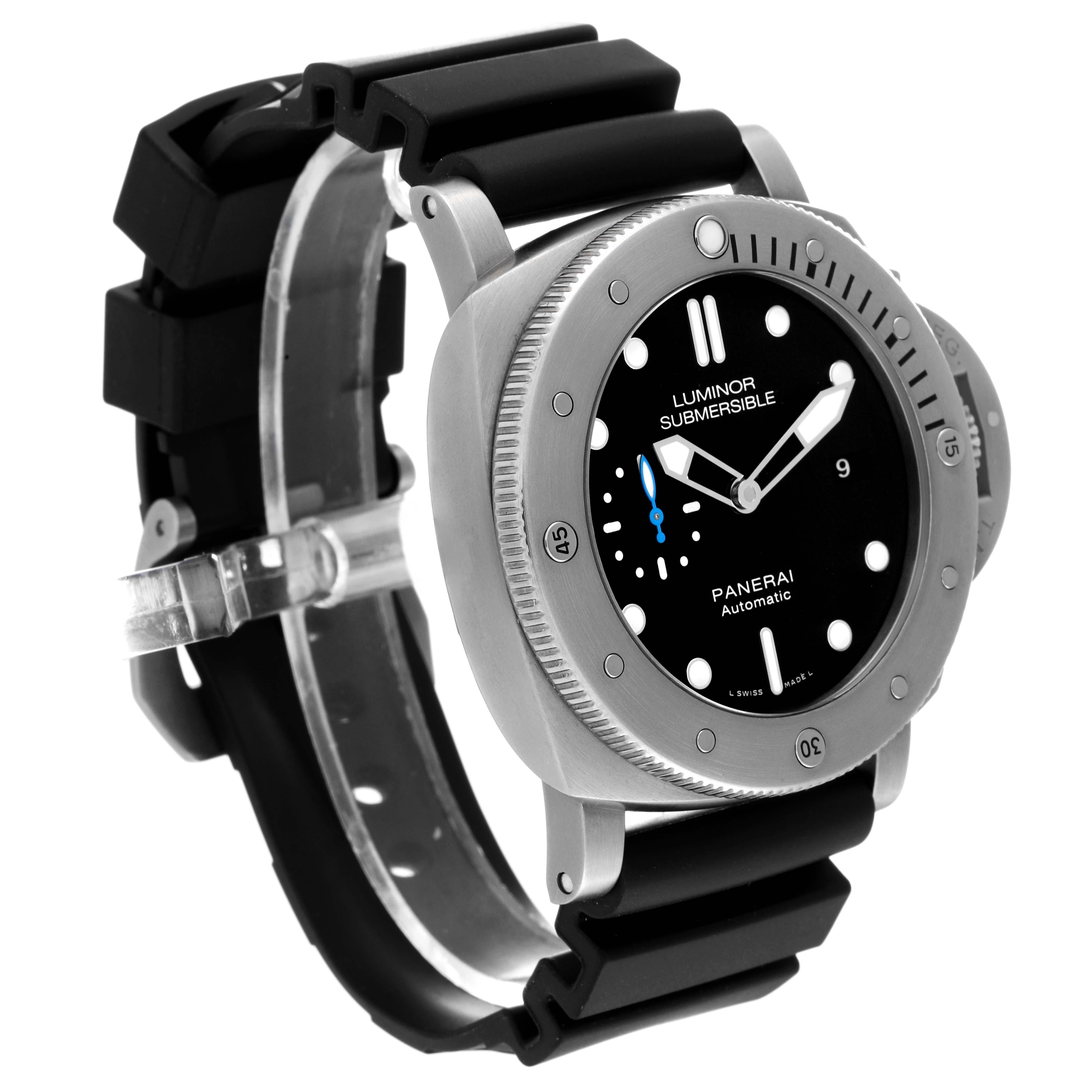 Panerai Luminor Submersible 47 3 Days Titanium Mens Watch PAM01305 at ...