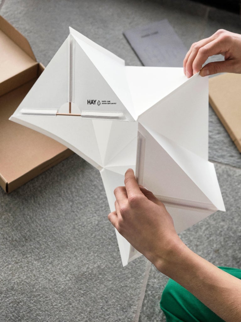 Paper Cube Table Lamp - Ecopet Paper - by Bertjan Pot for Hay For Sale ...