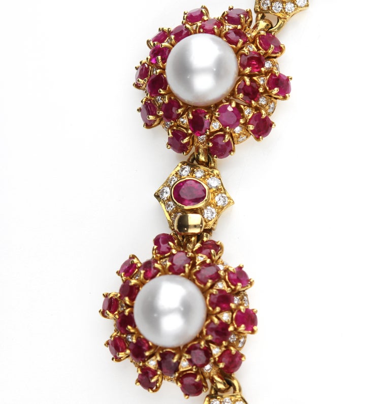 Parure with Rubies, Pearls and Diamonds in 18 Karat Yellow Gold at 1stDibs