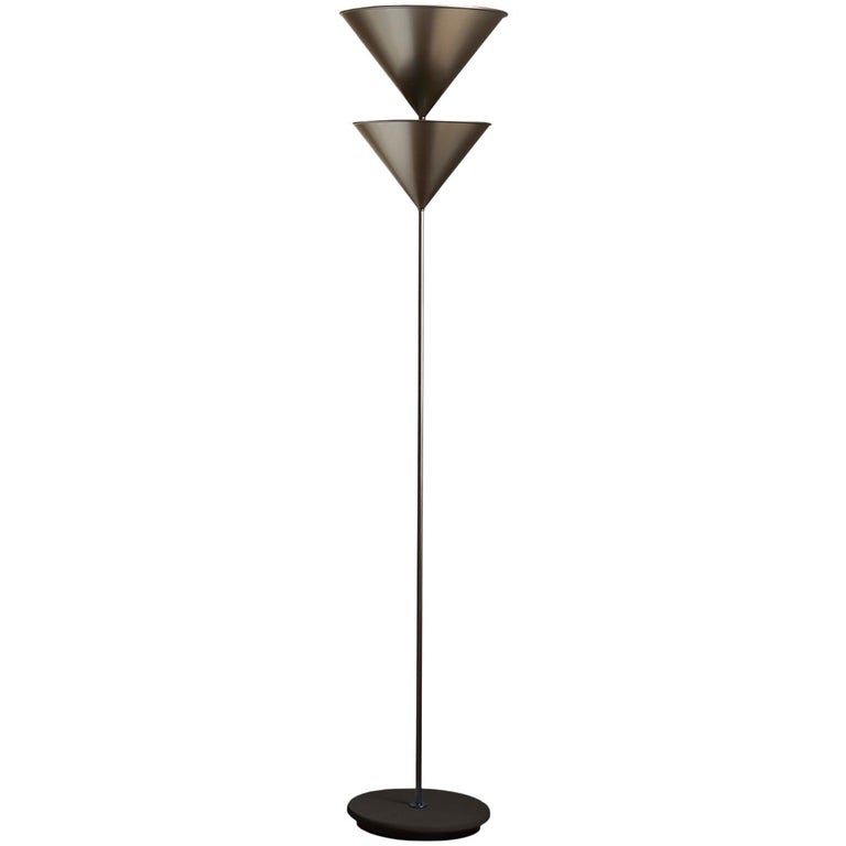Lampadaire Pascal de Vico Magistretti pour Oluce En vente sur 1stDibs