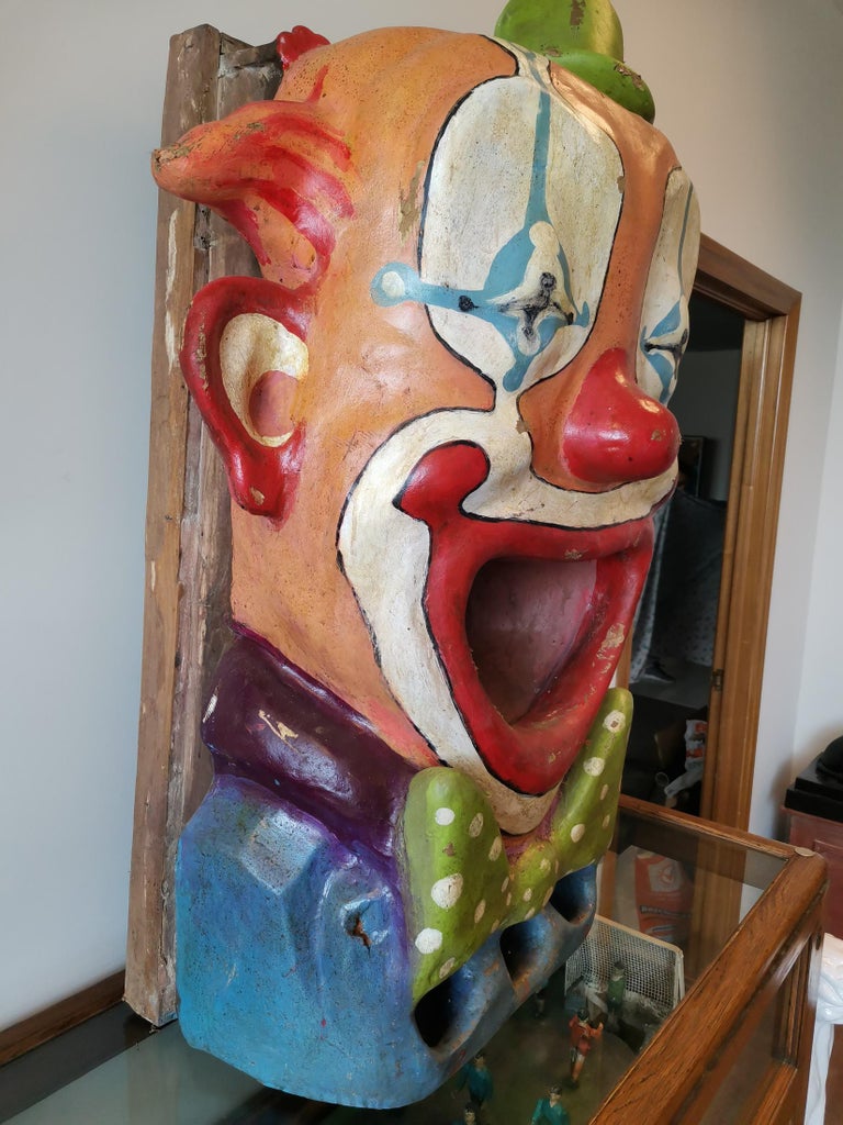 Pass or Eat Ball Representing a Clown French Game For Sale at 1stDibs ...