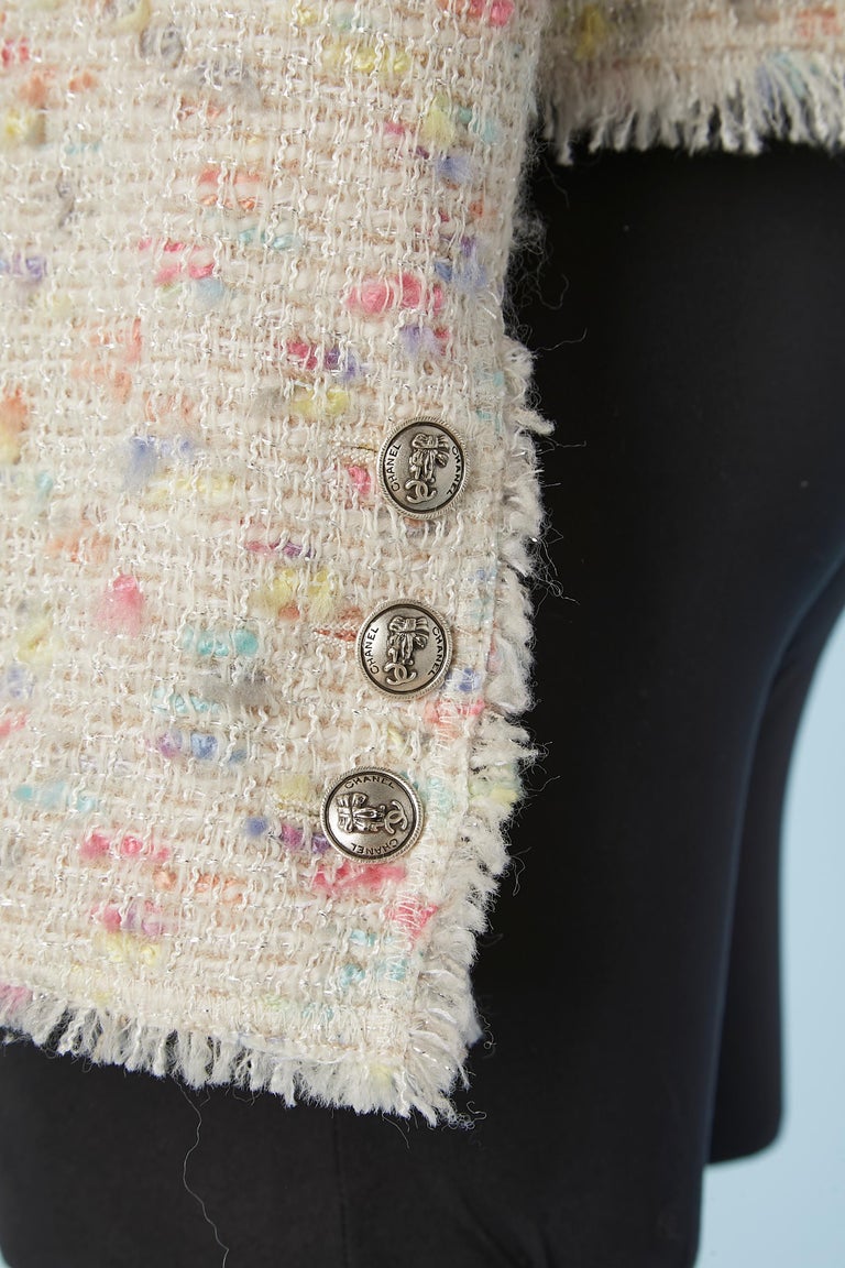 Pastel tweed jacket with flower and jacquard cashmere lining Chanel For ...
