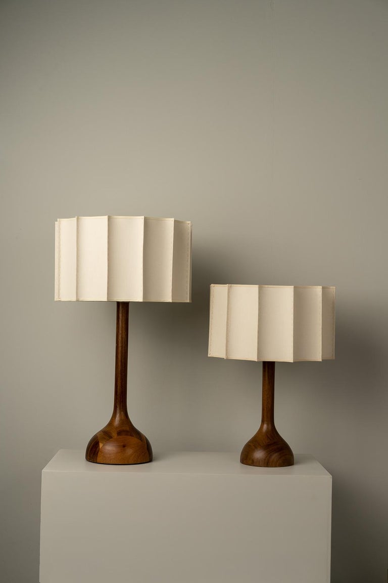 Pata de Elefante Table Lamp M w/Turned Parota Wood, Fluted Linen Shade ...