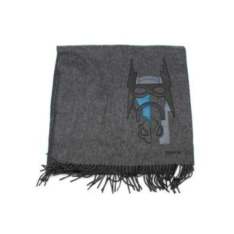 Patch Cuir Super H muffler grey cashmere scarf For Sale at 1stDibs