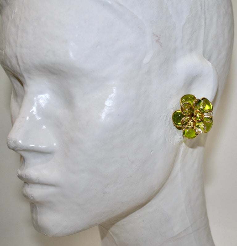 Pate de Verre Camélia Clip Earrings For Sale at 1stDibs