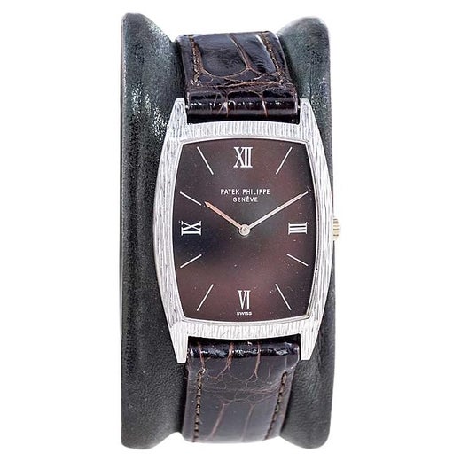 Patek Philippe 1566J Square Watch For Sale at 1stDibs | patek square watch