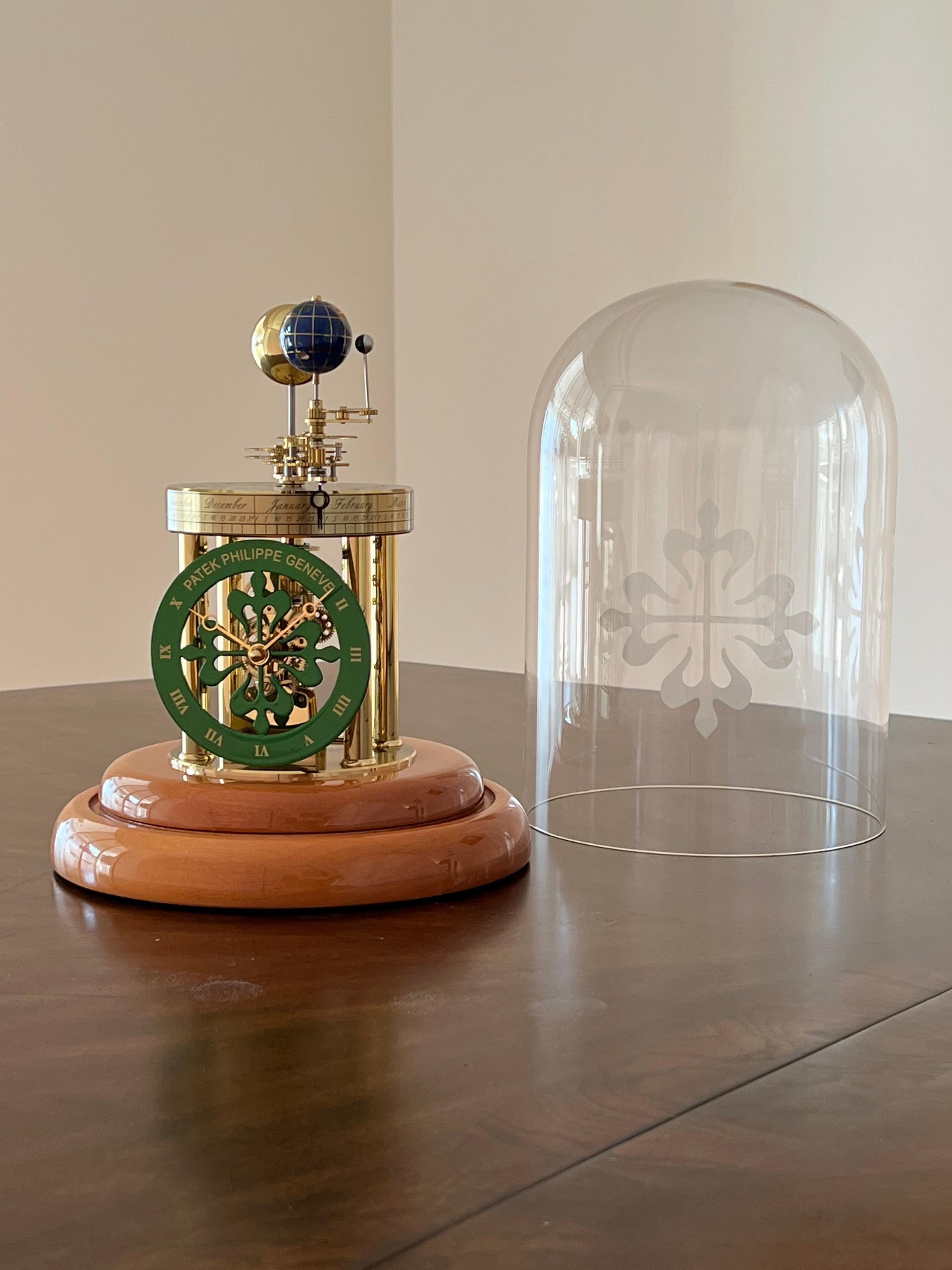 Patek Philippe Grand Céleste clock Édition Zodiac Émeraude Impériale ...