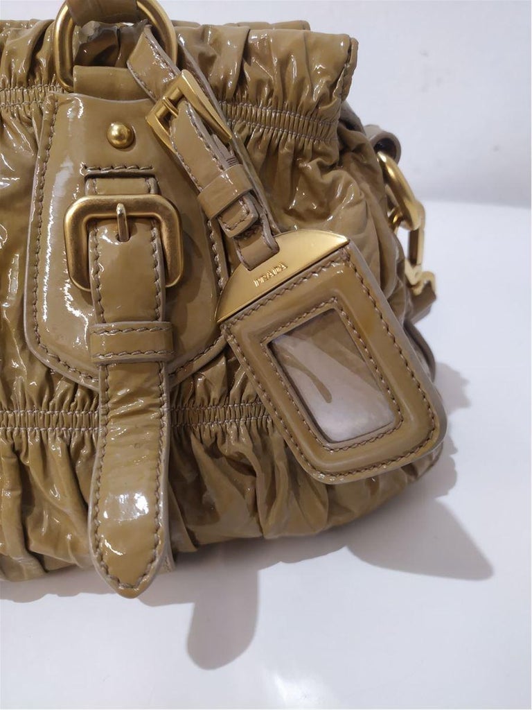 Prada Patent leather bag size Unique For Sale at 1stDibs
