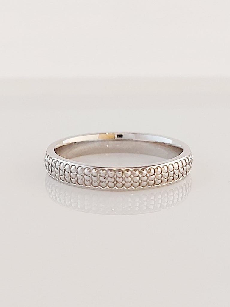 Patterned Band Ring For Sale at 1stDibs